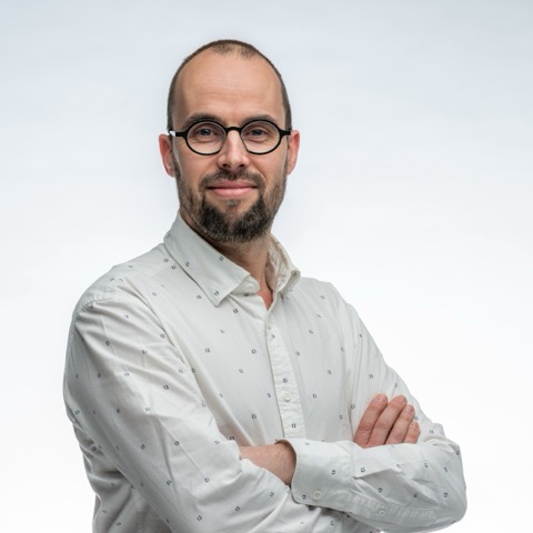 Crins Tom - Practimed